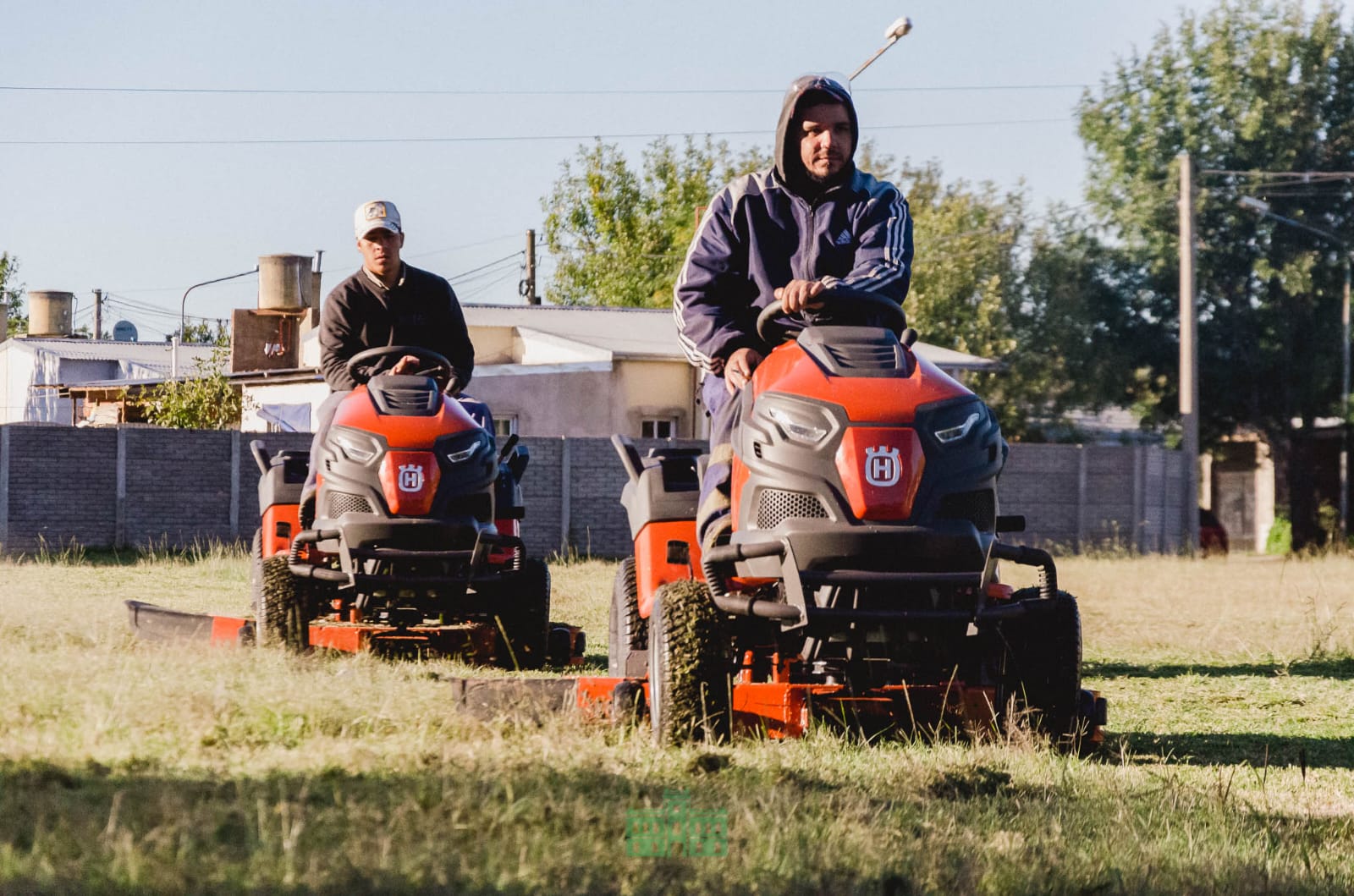 Nuevos tractores para espacios verdes - Master News