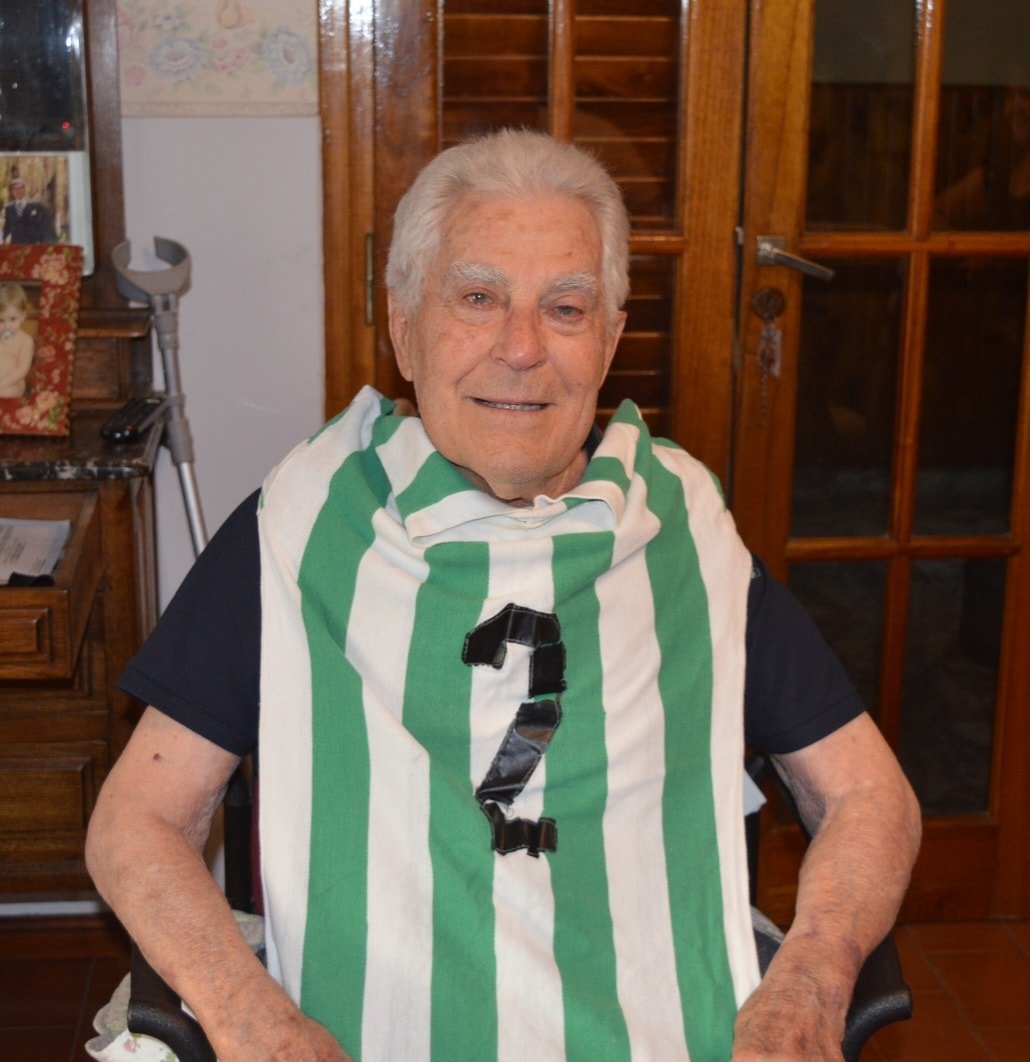 La historia de un ídolo de Barrio Norte: Ernesto "Titi" Miguelena ...