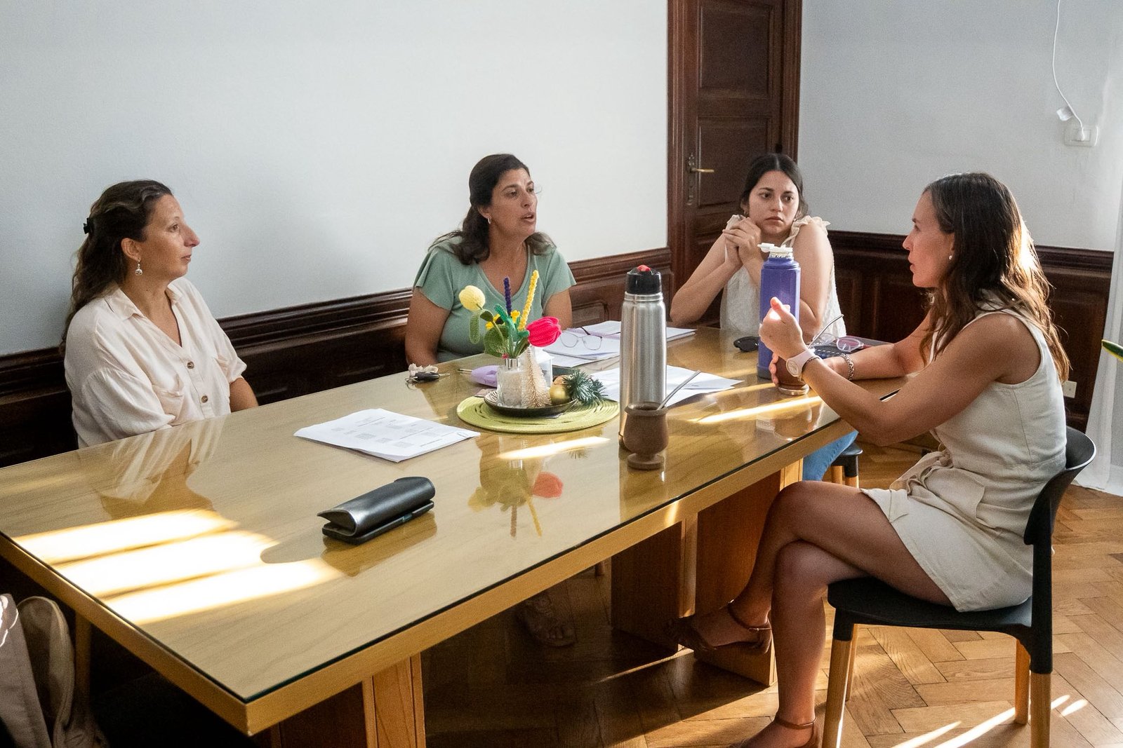 Reunión de la intendente interina con el consejo escolar - Master News